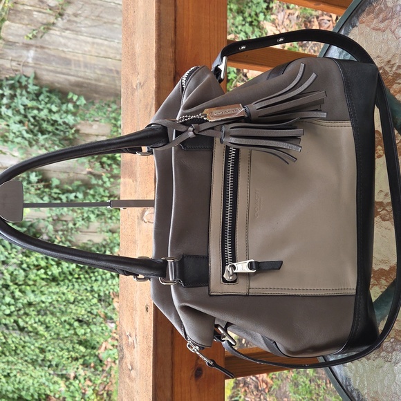 Coach | Bags | Coach Legacy Rory 992 Taupeblack Tan Leather Purse Zip ...